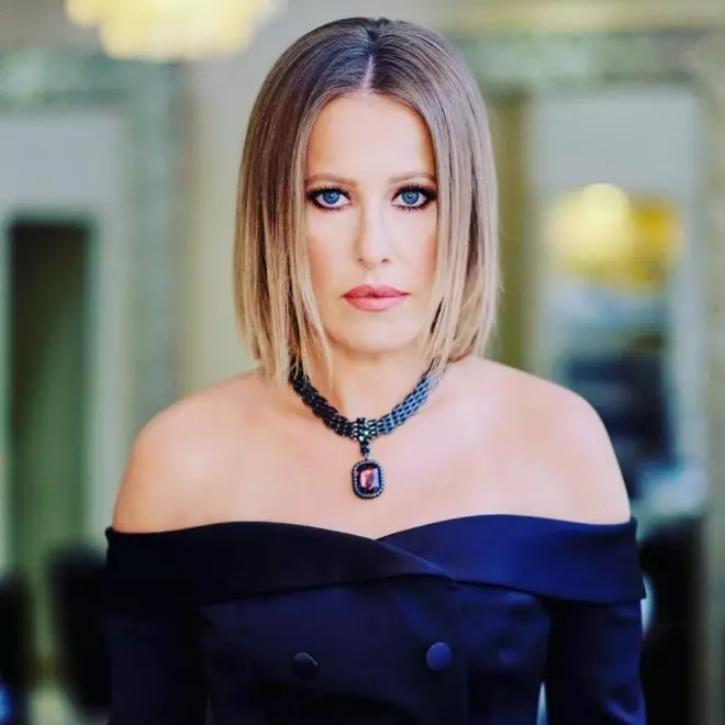 Semea ksenia sobchak-ek garaipen egunean poema bat irakurri zuen 617198_1