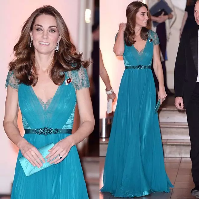 Kio en la juvela skatolo Kate Middleton: Broches kun signifo 63018_2