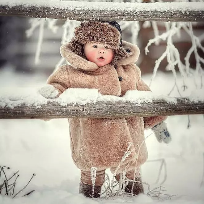 Sne og barndom: 50 ideer til vinteren fotografering 74932_38