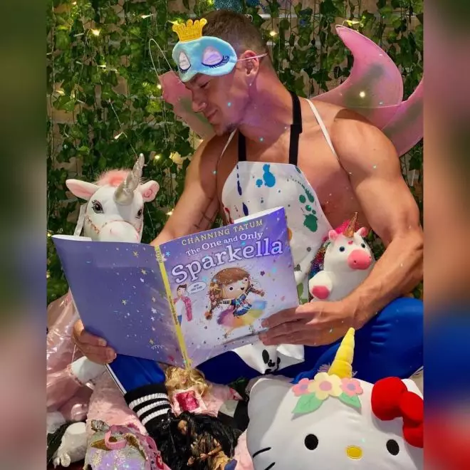 Channing Tatum apresentou o livro de seus filhos, disfarçado ... na fada 798333_2