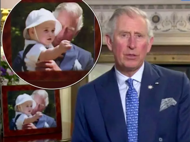 O príncipe Charles xoga co seu amado neto 821858_3