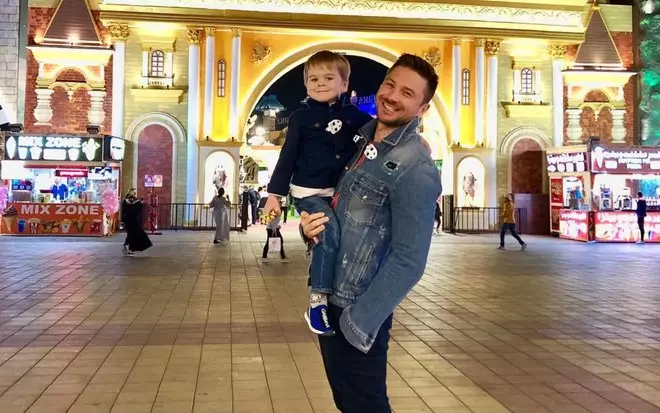 Sergey Lazarev arrangierte ein unvergessliches Sohn unvergessliches Wochenende in den Vereinigten Arabischen Emiraten 83654_1