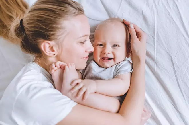Pediatrician suosittelee: Miten päästä eroon vauvan päähän 83678_5