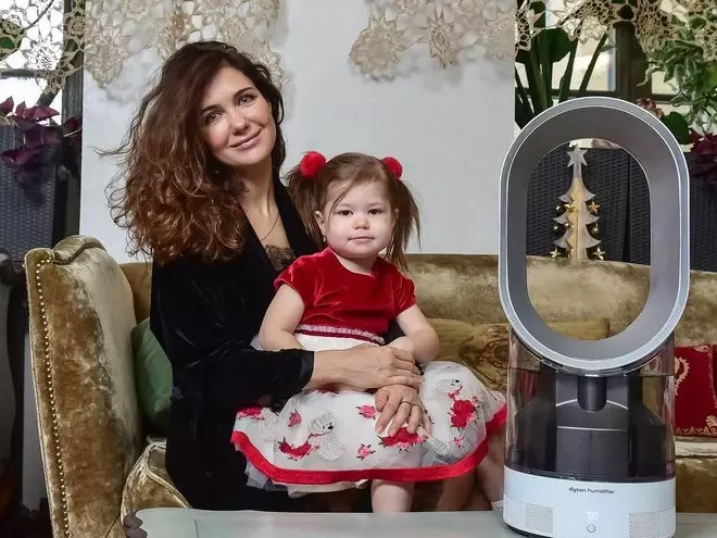 תמונה חדשה של קתרין Climova עם הבת הבוגרת פגע אוהדים 88280_6