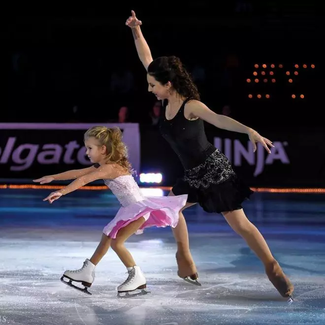 Irina Slutskaya Publicerade Video Fyrdiary Dances med den äldsta dottern 932397_2