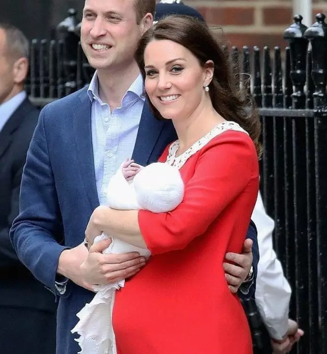 Cum a arătat Kate Middleton în Mae 94190_10