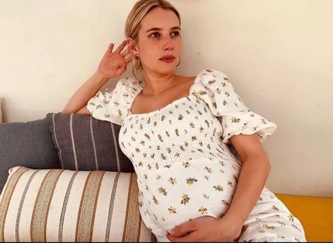 Ciężarna Emma Roberts pokazała pierwsze zakupy na przyszłe dziecko 952792_2